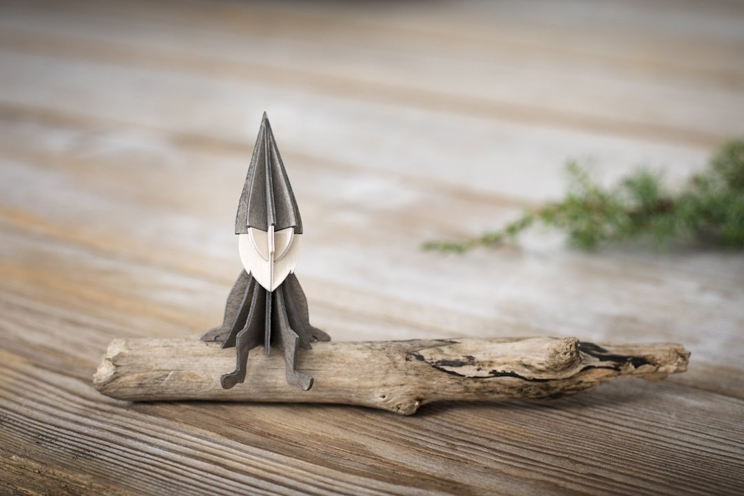 Lovi Elf - Elfe en bois décoratif fabriqué en Finlande