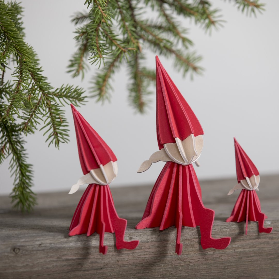 Lovi Elf Girl - Elfe Femme en bois décoratif fabriqué en Finlande